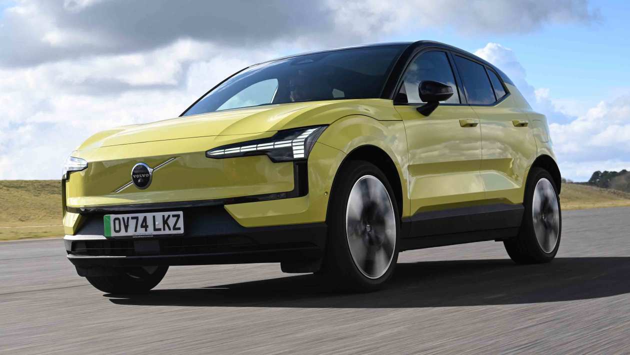 Volvo Ex30 Estate 200kW SM Extended Range Plus 69kWh 5dr Auto | Auto Express